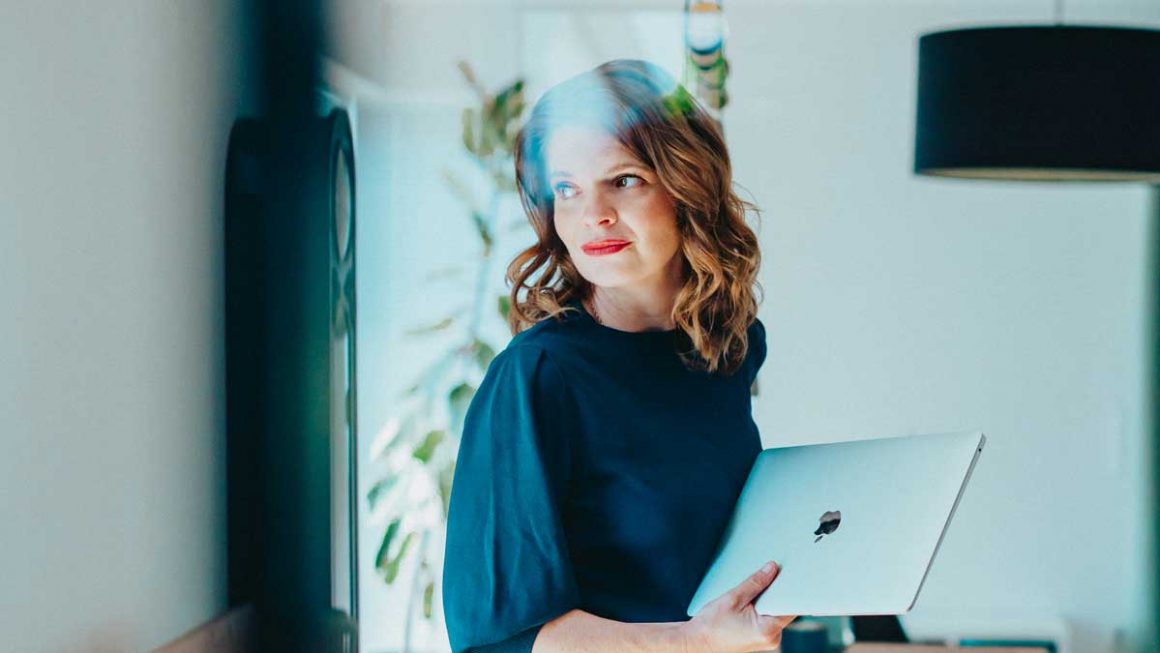 Dr. Daniela Sußmann: Als Frau finanzielle Selbständigkeit aufbauen