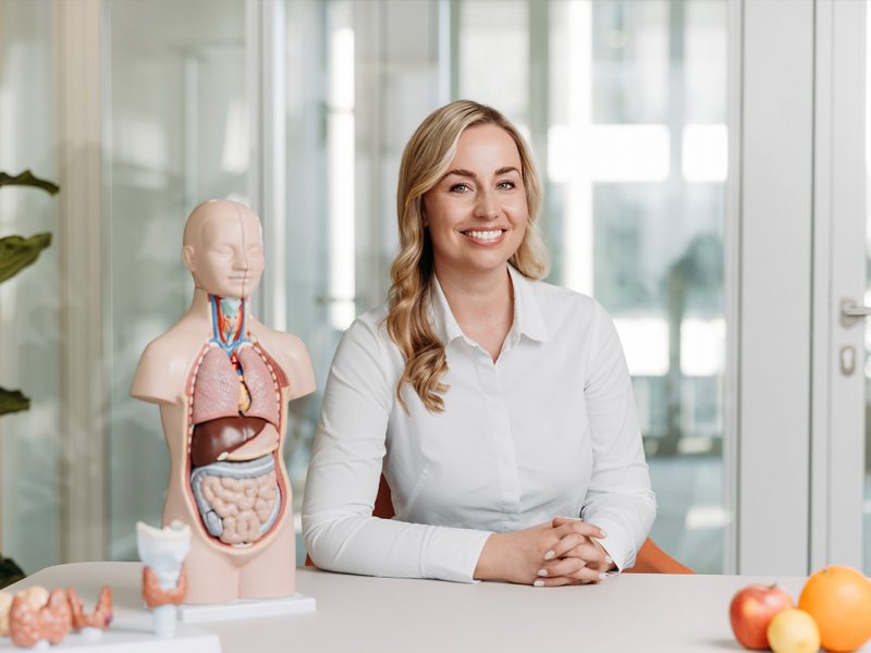 Dr. Daniela Sußmann: Als Frau finanzielle Selbständigkeit aufbauen